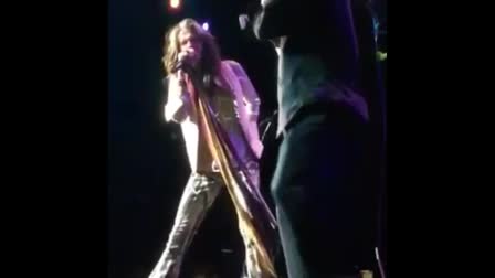 Gravy shooting Steven Tyler live on stage in LA | ProductionHUB