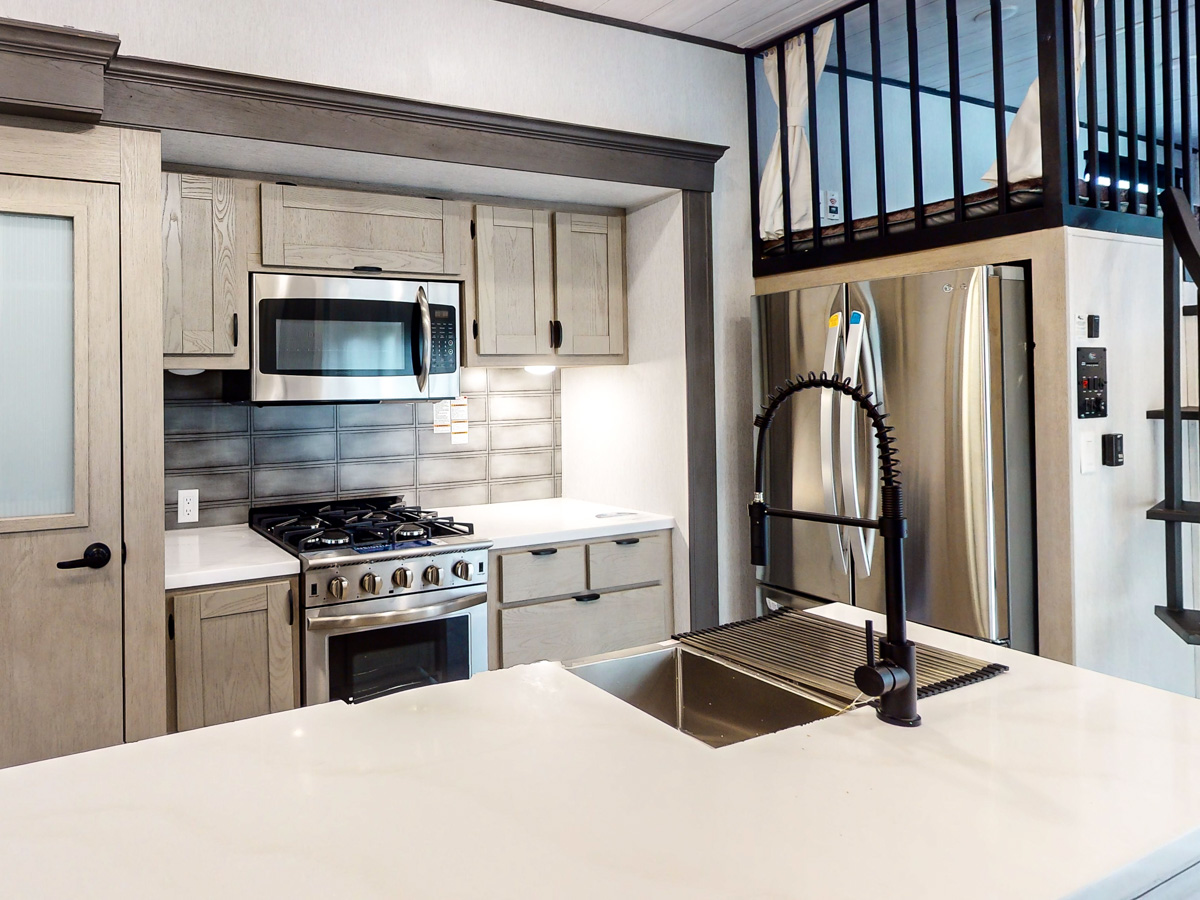 FAQs: SALEM VILLA GRAND 42VIEW