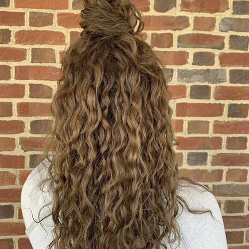 Ashley Denney - Hair Stylist, Broad Ripple - Indianapolis, Indiana