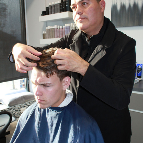 Victor Olvera - Hair Stylist, Highland Park - Highland Park, Illinois