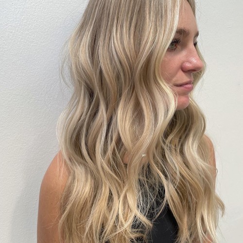 Taylor Ruggieri - Hair Stylist, Paradise Plaza - Sarasota, Florida