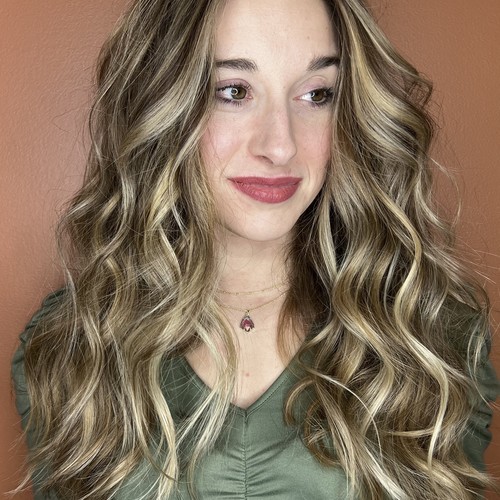 Hannah Mattingly - Hair Stylist, Merchant Square - Carmel, Indiana