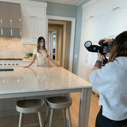 Elizabeth Petro - Hair Stylist, River North - Chicago, Illinois