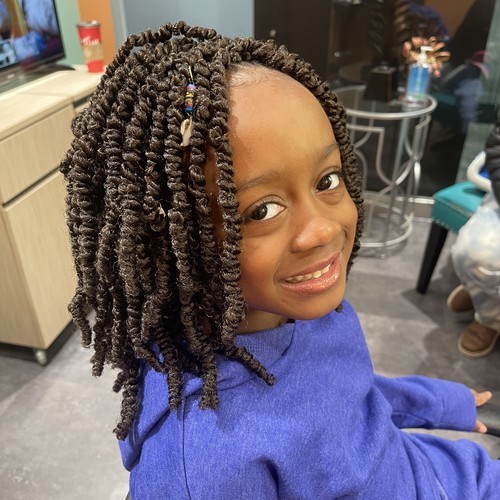 Dionne Jennings - Hair Stylist, Blacklick - Columbus, Ohio