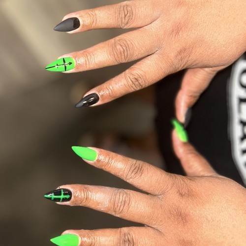 Carolyn Jones - Nail Specialist, Grandview NW and King - Grandview, Ohio