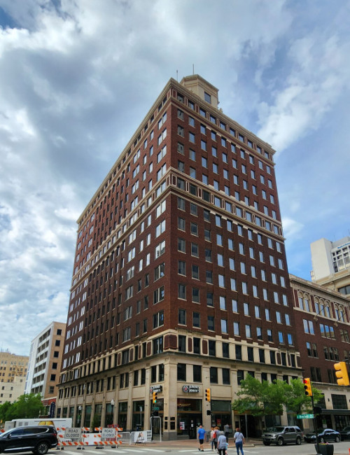 Thompson Building - The Skyscraper Center
