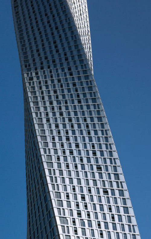Cayan Tower - The Skyscraper Center