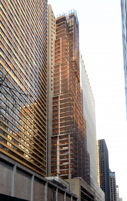 135W52 - The Skyscraper Center