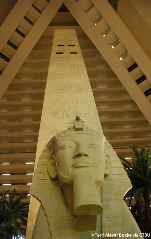 Luxor Pyramid - The Skyscraper Center