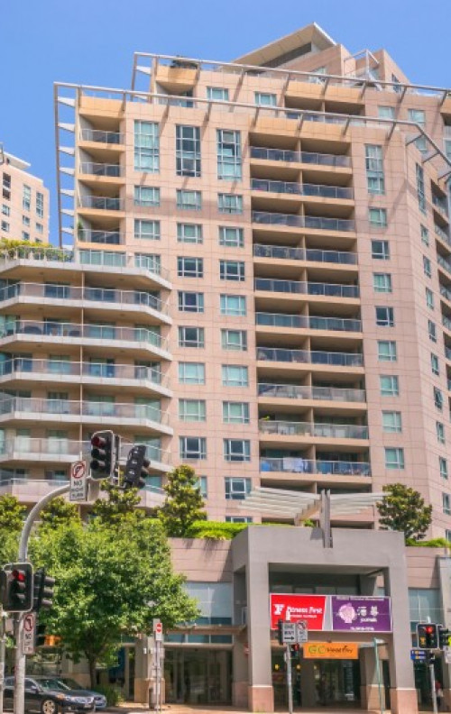 The Regency Tower B - The Skyscraper Center