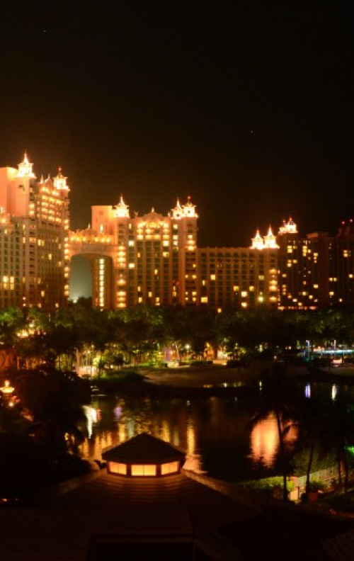 Atlantis Royal Tower East - The Skyscraper Center