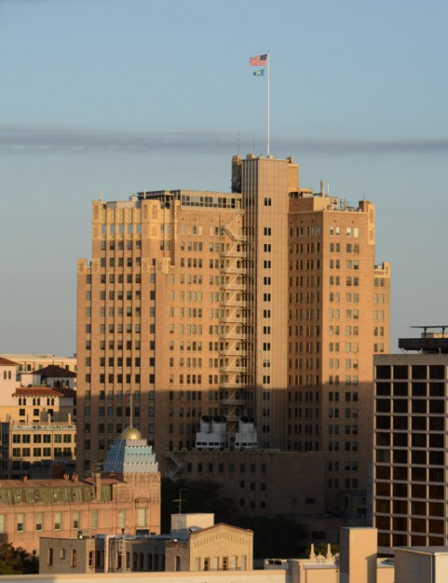 Nix Medical Center - The Skyscraper Center