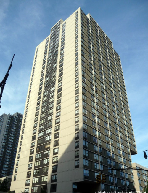 Gateway Plaza Complex - The Skyscraper Center