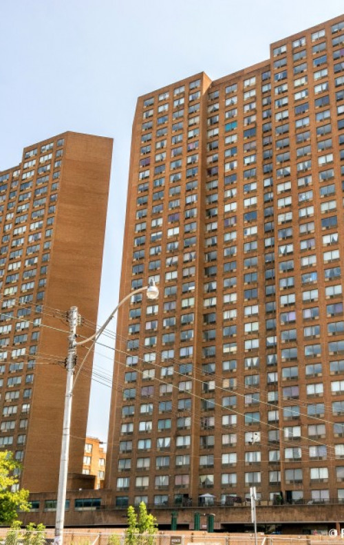 The Crossways B - The Skyscraper Center