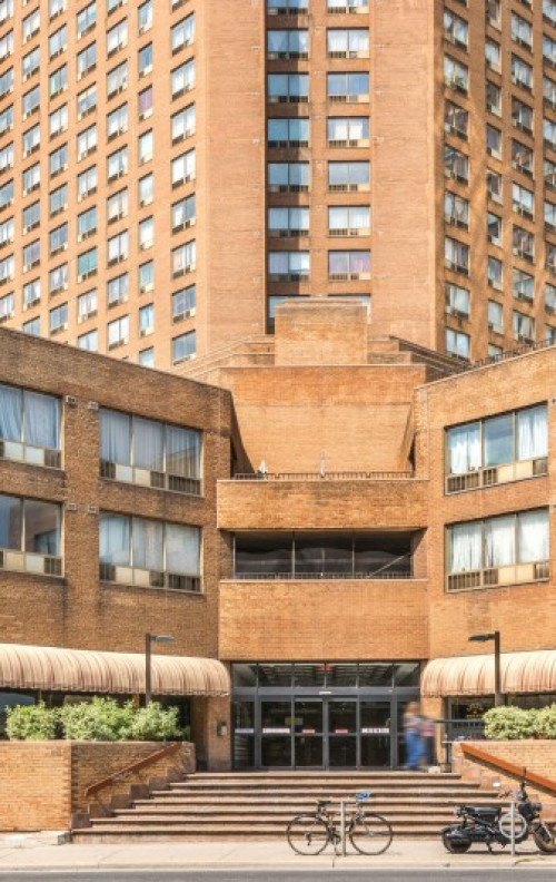 The Crossways B - The Skyscraper Center