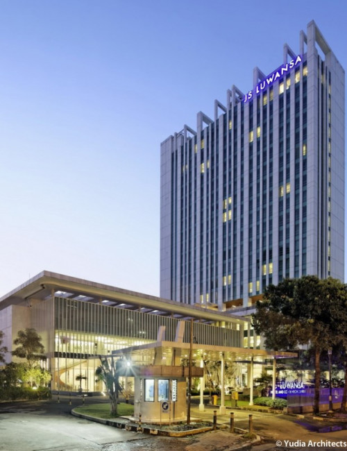 JS Luwansa - The Skyscraper Center