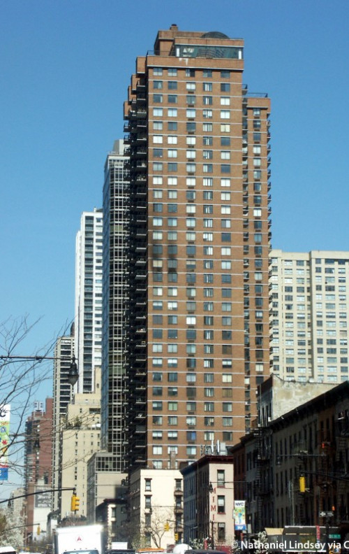 Connaught Tower - The Skyscraper Center