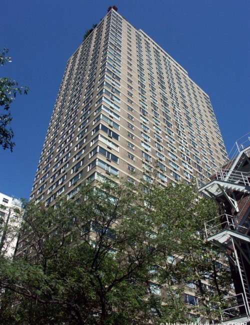 211 East 70th Street - The Skyscraper Center
