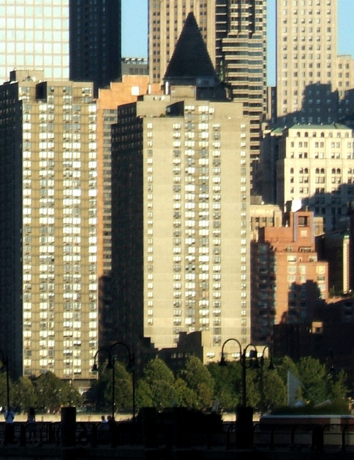 200 Gateway Plaza - The Skyscraper Center