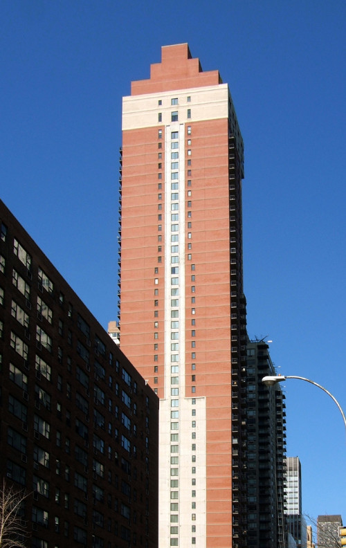 The Highpoint - The Skyscraper Center