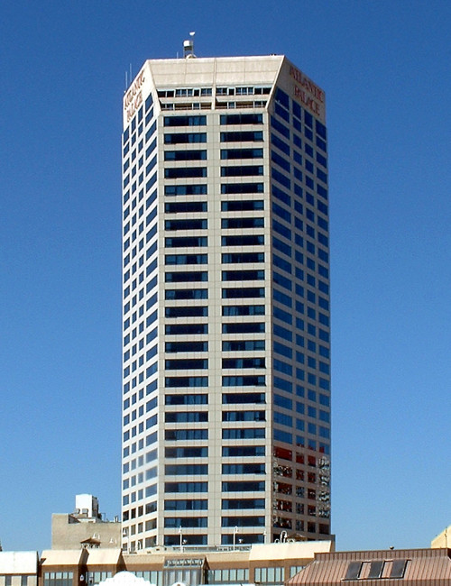 Ramada Renaissance - The Skyscraper Center