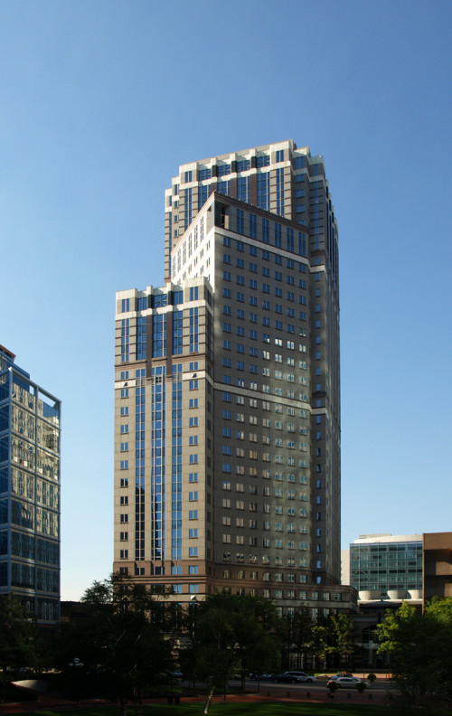 Accenture Tower - The Skyscraper Center