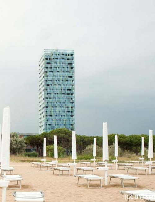 Merville - Casa nel Parco - The Skyscraper Center