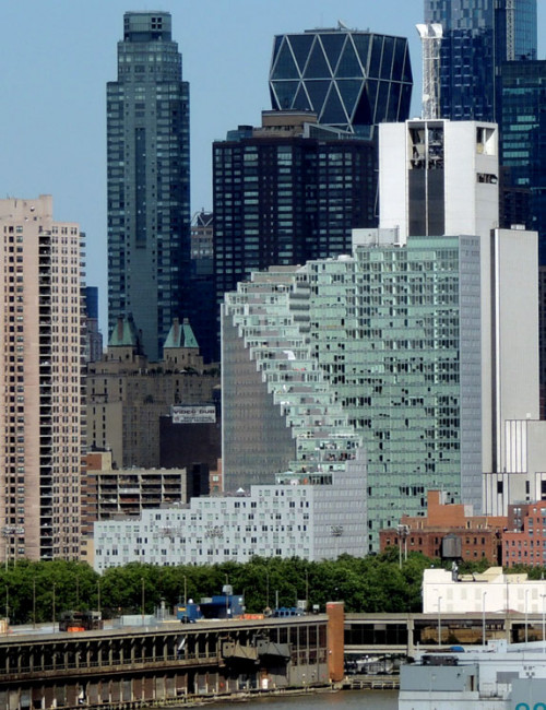 Mercedes House - The Skyscraper Center