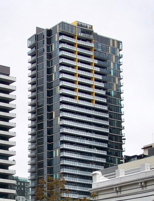 Tiara Southbank - The Skyscraper Center