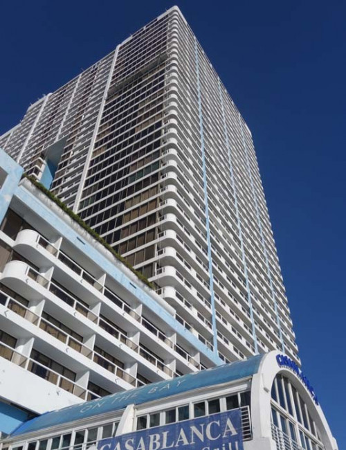 DoubleTree by Hilton Grand Hotel Biscayne Bay - The Skyscraper Center