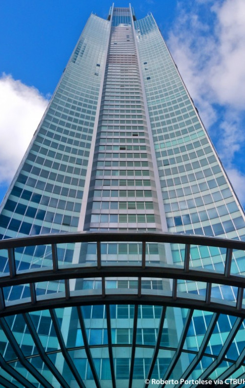 Q1 Tower - The Skyscraper Center