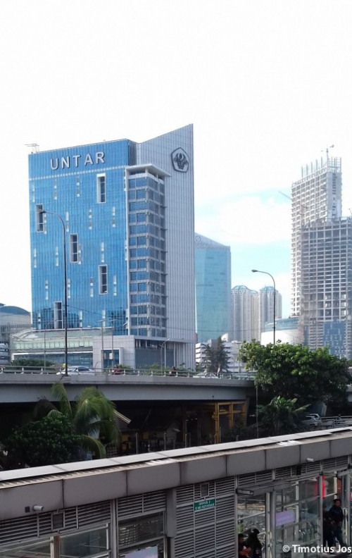 Gedung Utama UNTAR - The Skyscraper Center