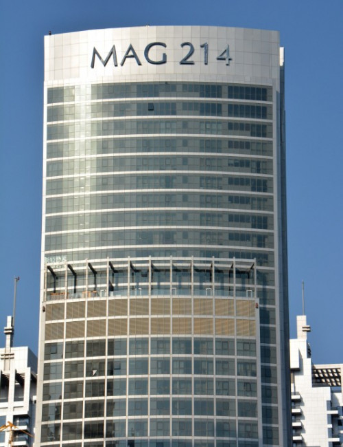 MAG 214 - The Skyscraper Center