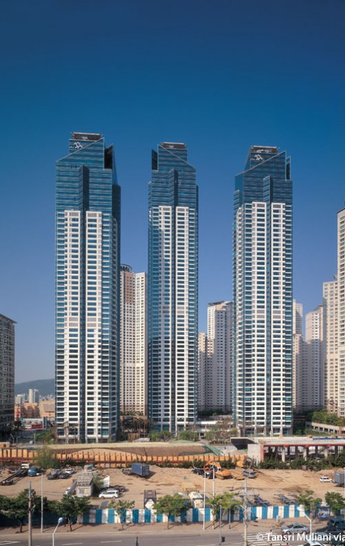 Centum Star B - The Skyscraper Center