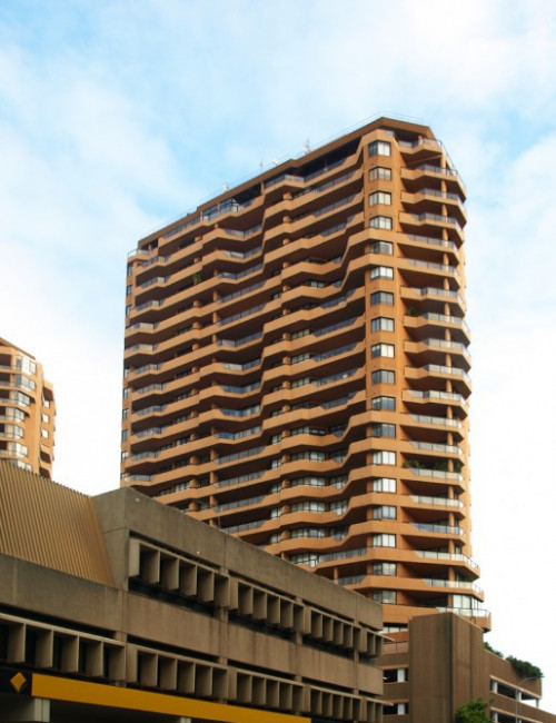 Ocean Court - The Skyscraper Center