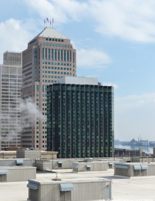 Crowne Plaza Complex - The Skyscraper Center
