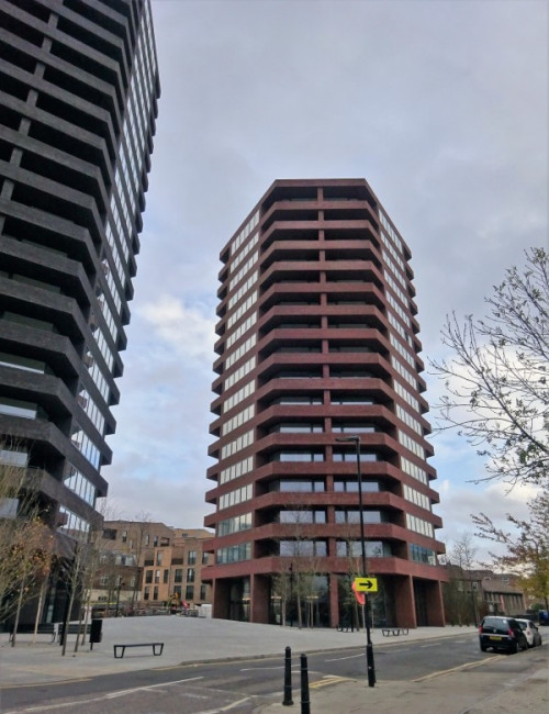 Duo - The Skyscraper Center