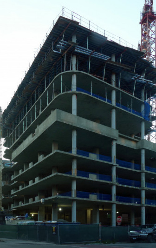 5252 South Cornell Avenue - The Skyscraper Center