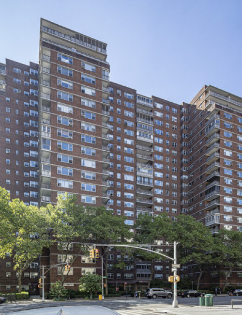 Penn Station South Houses IV - The Skyscraper Center