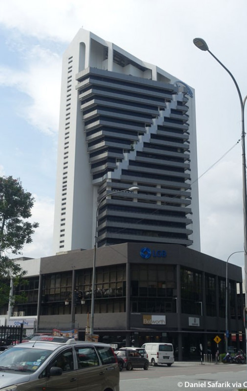 Plaza VADS - The Skyscraper Center