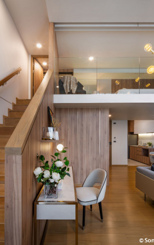 Siamese Exclusive 31 - The Skyscraper Center