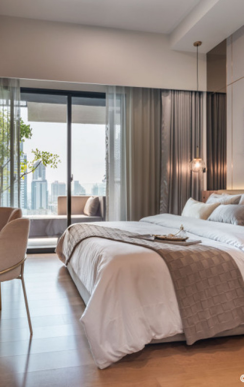 Siamese Exclusive 31 - The Skyscraper Center