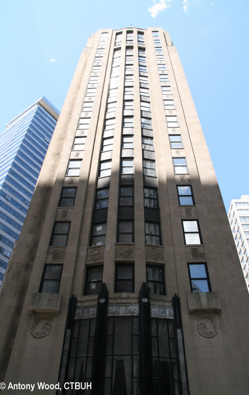 Hampton Inn North Loop/Michigan Avenue - The Skyscraper Center