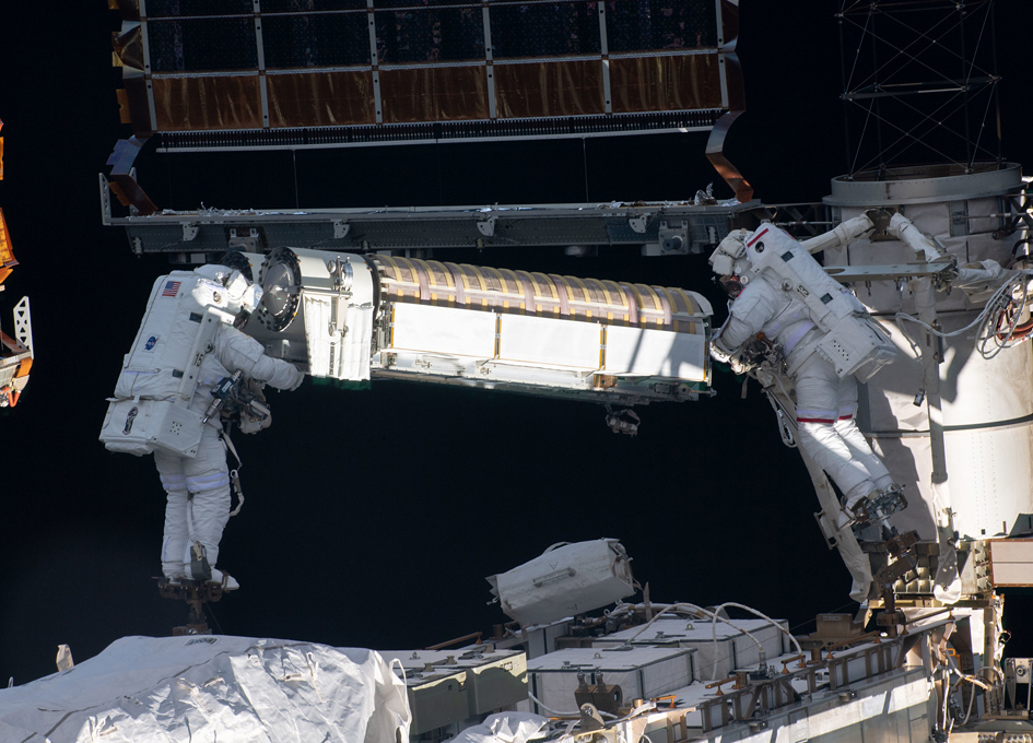 Solar Array Installation On ISS - SpaceRef