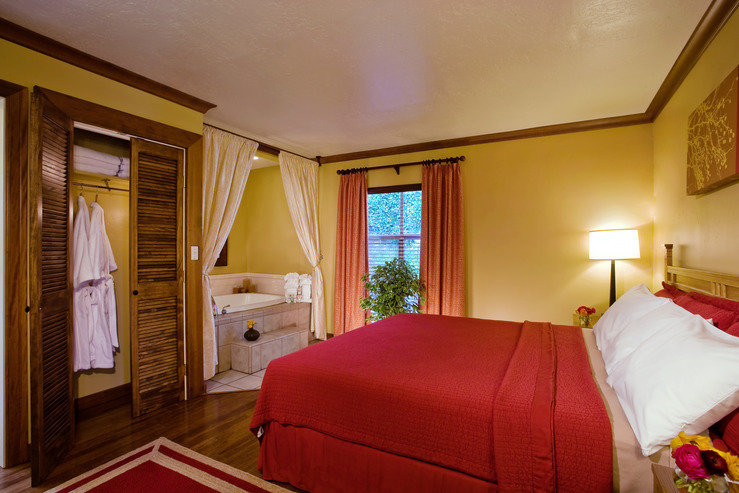 Inn Marin - Stash Hotel Rewards