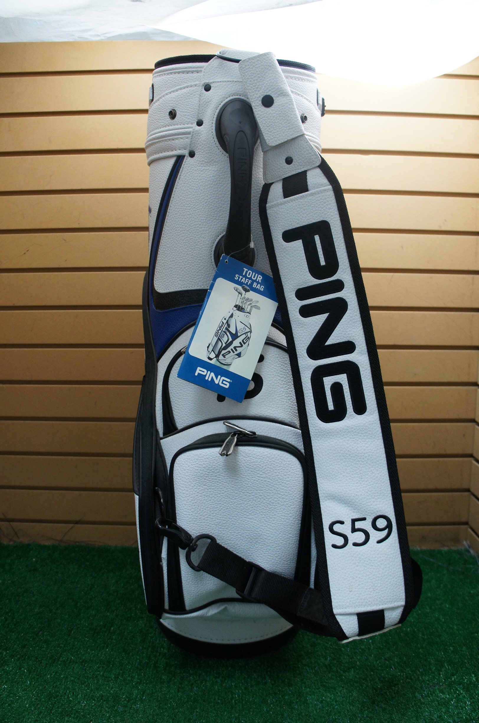 Ping Staff Bag | IUCN Water