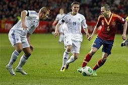 BECOME A MIDFIELD PLAYER IN SOCCER–2 Drills To Improve Your Passing ...