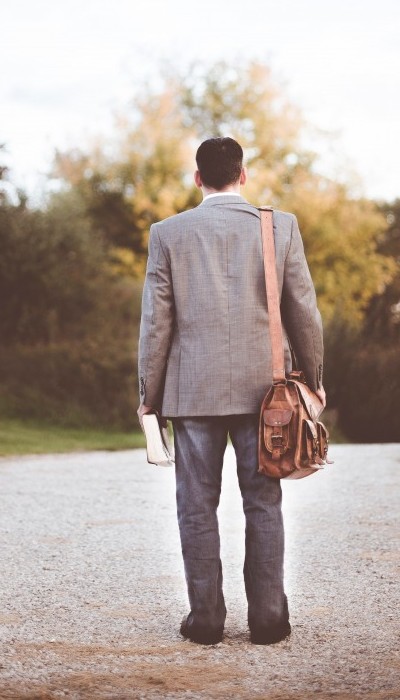 Looking Back: 3 Things I Would Have Done Differently - HappyDowns