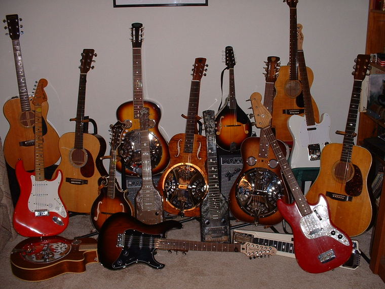 How many guitars do you own? - The Acoustic Guitar Forum