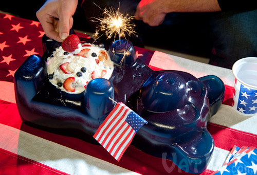 The 26-pound Party Gummy Bear: Gigantic gummy candy
